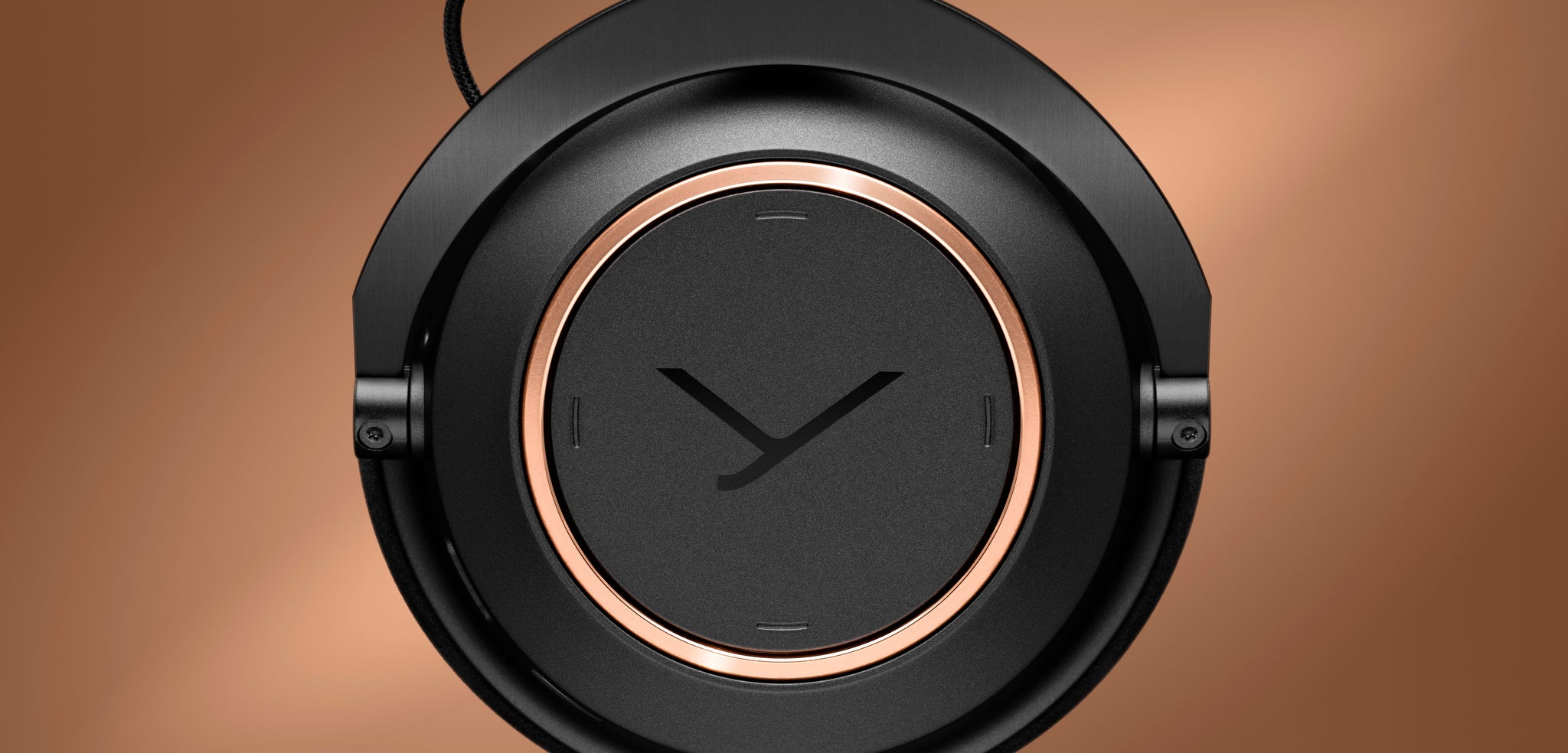 Amiron wireless copper: A sound statement in design and functionality!