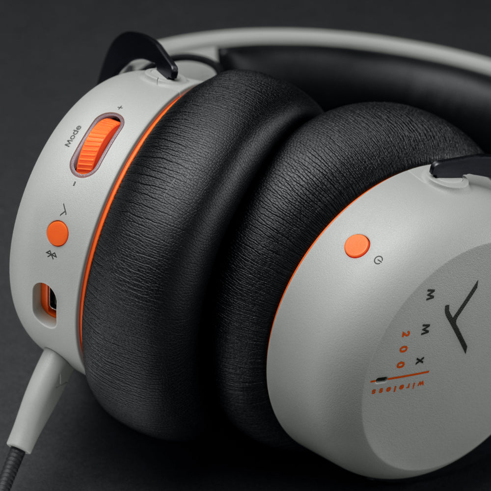 MMX 200 Wireless Multi Platform Low Latency Gaming Headset. Studio Qua
