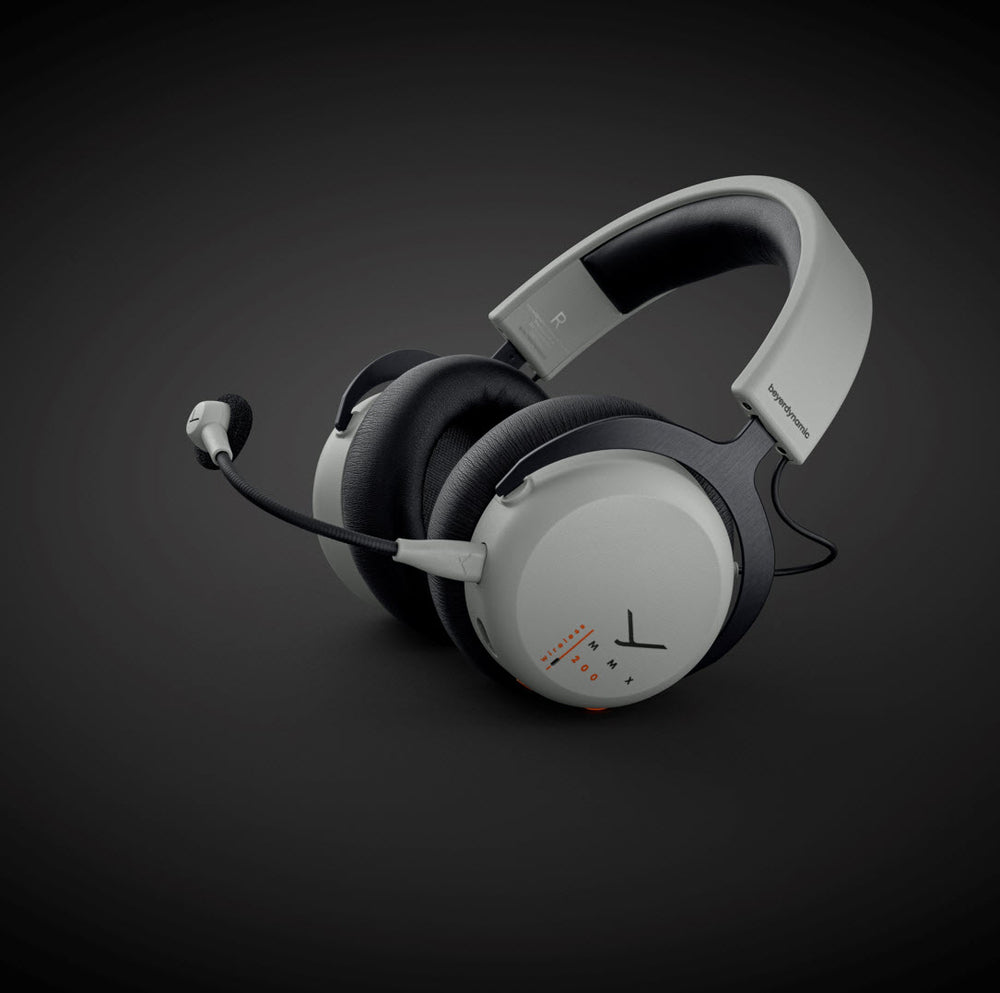 MMX 200 Wireless Multi Platform Low Latency Gaming Headset. Studio Qua