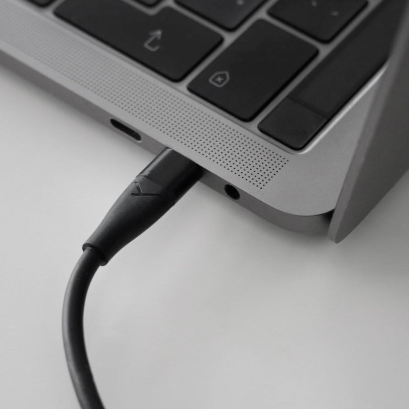 USB-C Professional Headphone with in-line Remote, Microphone & DAC.